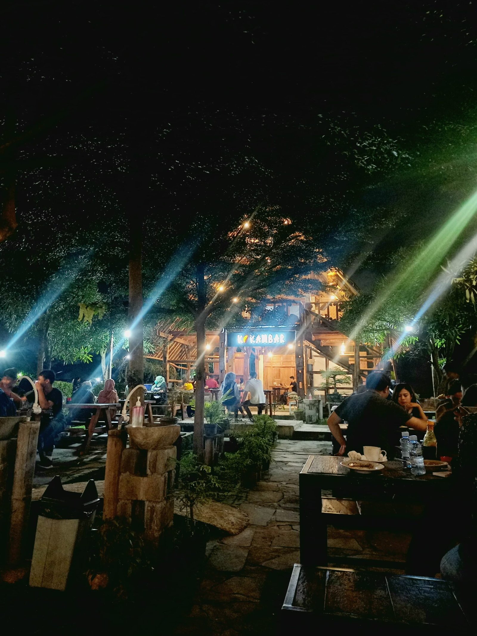 Kopi Kampung Ambarukmo Jogja, Hadirkan Nuansa Bangunan Layaknya di ...