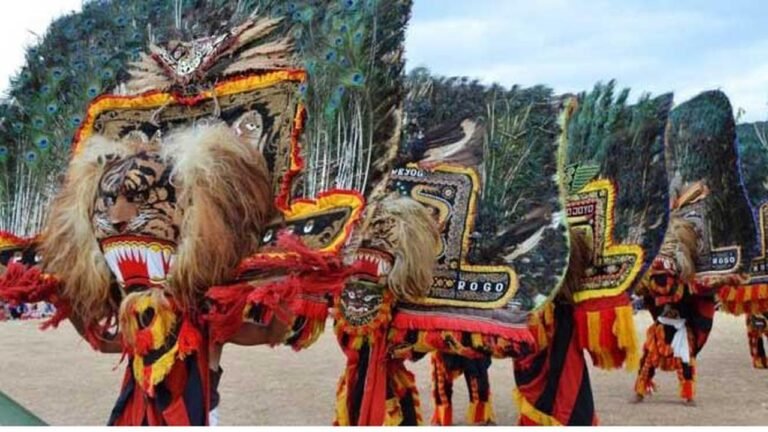 Luar Biasa! Reog Ponorogo Kembali Masuk Top 10 Event Nasional 2026 ...